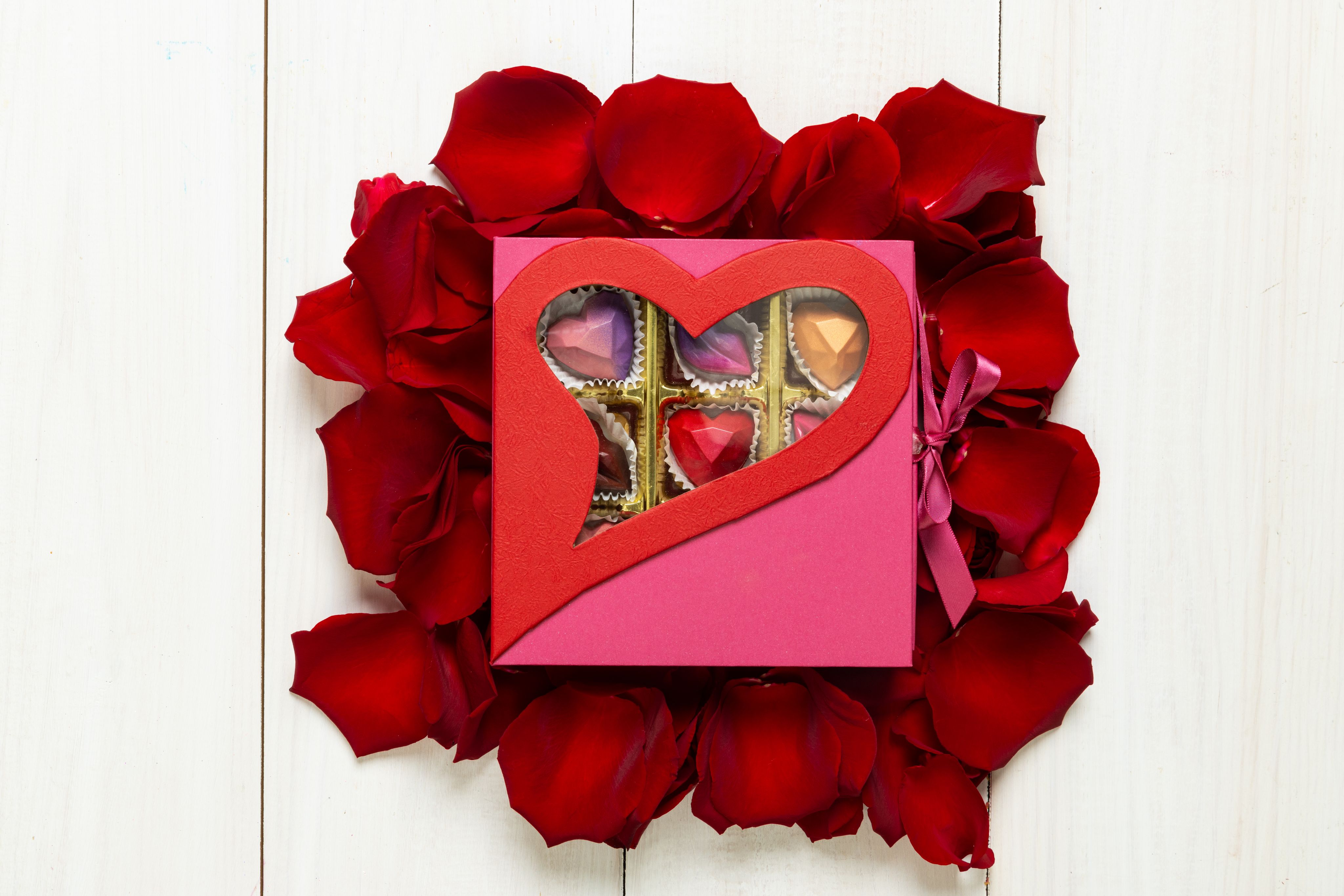 Be Mine, 9 piece box – Cacao & Cardamom Chocolatier